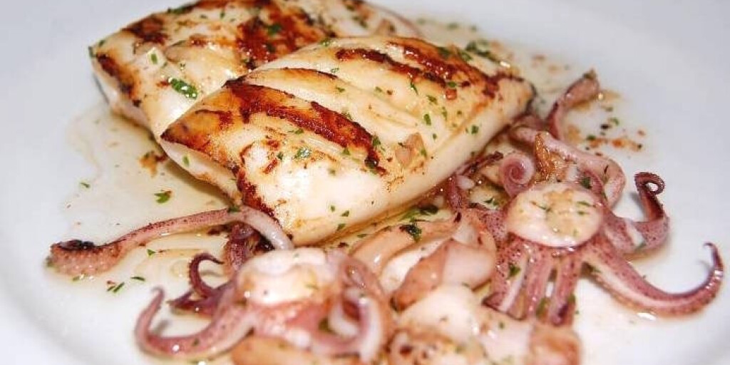 Calamars Entiers Nettoyés de Patagonie IQF 10/13cm | Mozzalat